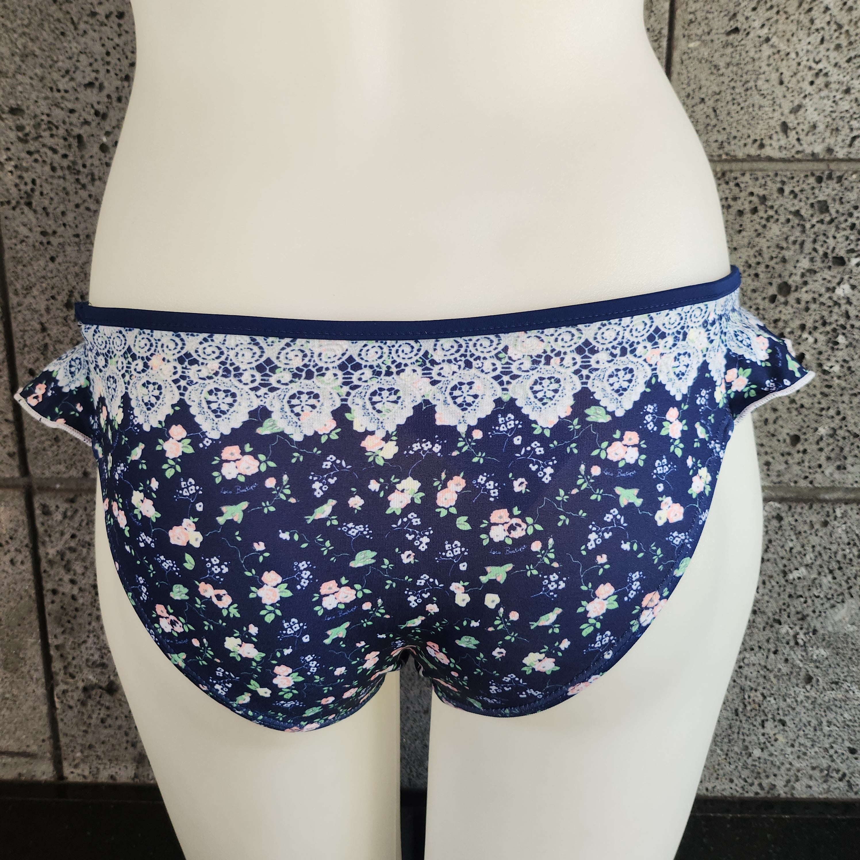 Loco Boutique Kitson Side Ruffle